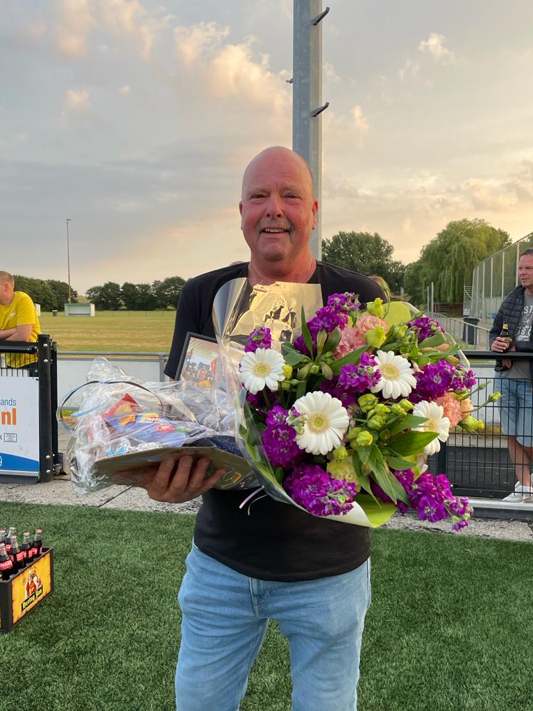 Komen en gaan | FC Vlotbrug