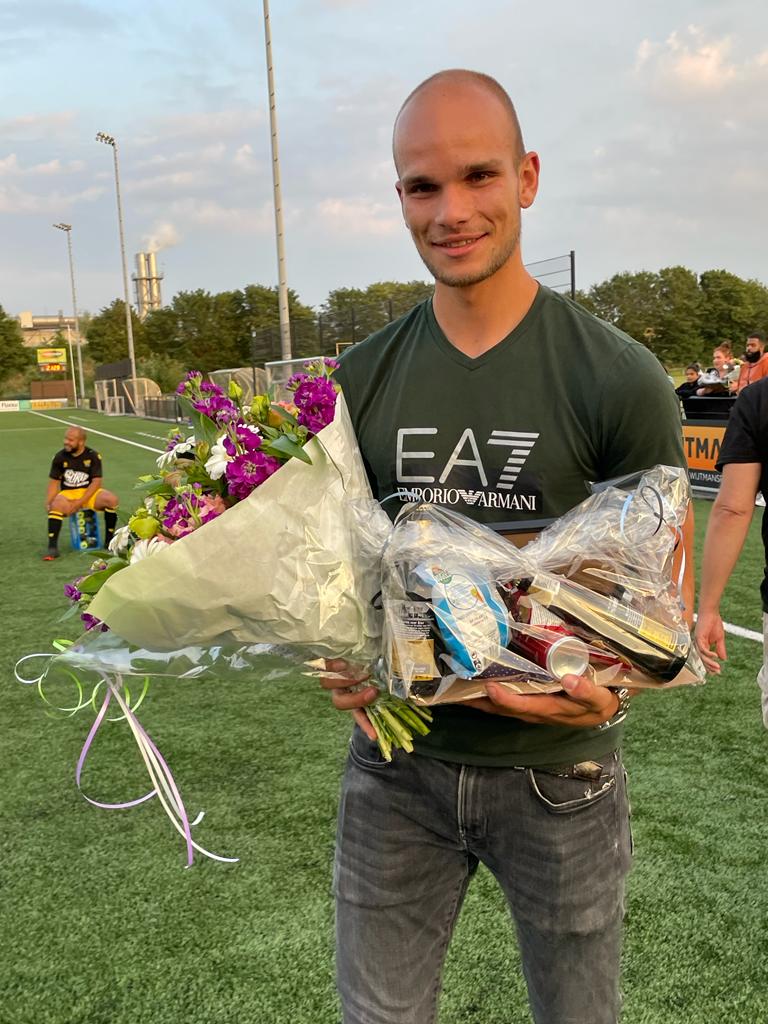 Komen en gaan | FC Vlotbrug