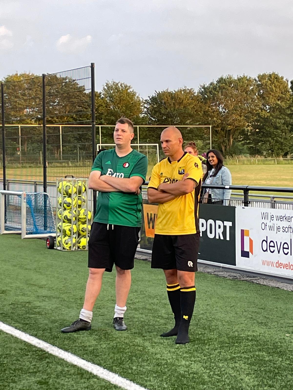 Komen en gaan | FC Vlotbrug